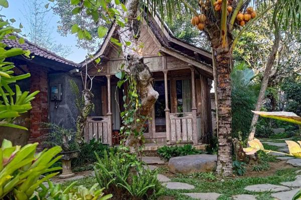 Tangkas Wooden House - Sidemen