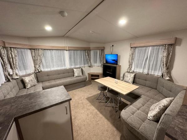 Billing Aquadrome Luxury Static Caravan - Northamptonshire
