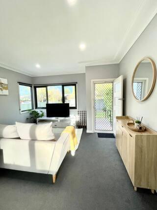 Highlands Retreat - Cosy, Modern & Central - Mansfield