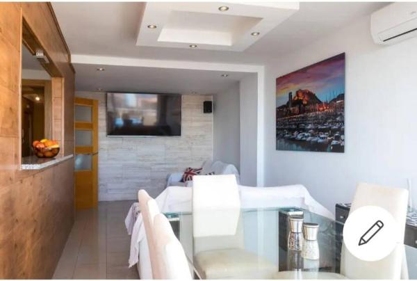 Vistas Al Mar A 300m De Playa , 3 Habitaciones - Alicante