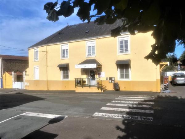 Le 120 - Groupe Logis Hotels - Ex Auberge La Terrasse - Mervent