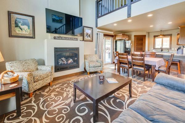 Spacious Sturgis Cabin With Grill And Wraparound Patio - Sturgis, SD