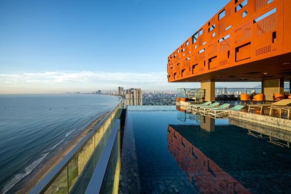 The Code Hotel & Spa Da Nang - Complimentary Daily Afternoon Tea In Sky Bar - Đà Nẵng