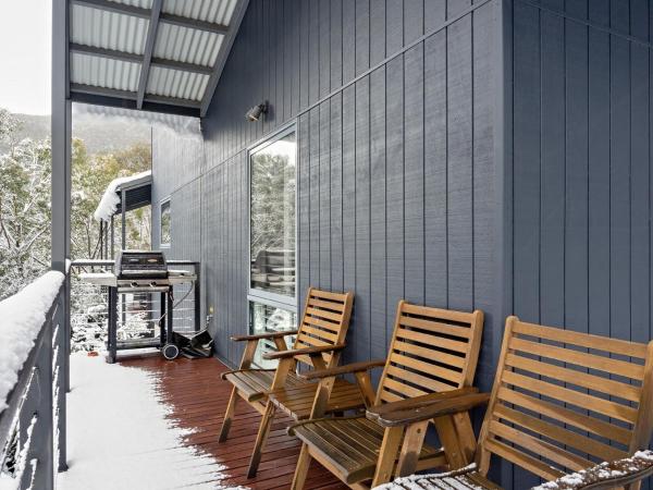 Snowbound 1 - Charlotte Pass