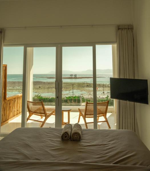 The Peak Surf House - West Nusa Tenggara