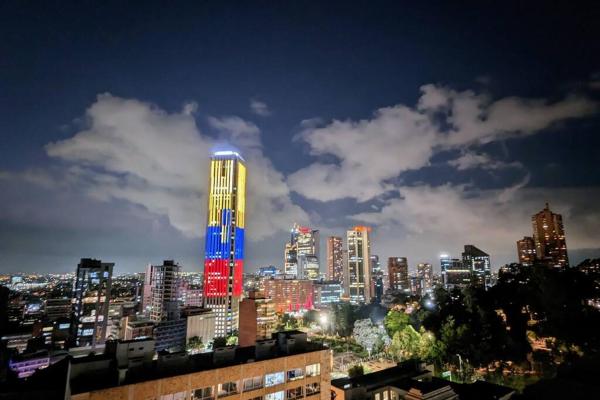 Acogedor Apartaestudio Amoblado Centro Internacional, Bogotá - Restrepo