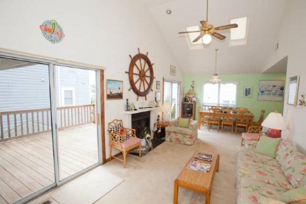 Pelican Perch - North End Vb - Virginia Beach, VA