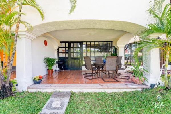 Stunning Villa I Walk To Beach & 3 Pools - Cancún