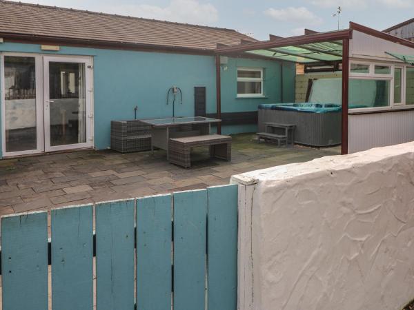 Barn Cottage - Laugharne