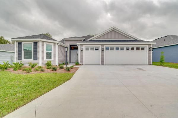 Pool Access And Screened Patio Home In The Villages - Leesburg, FL