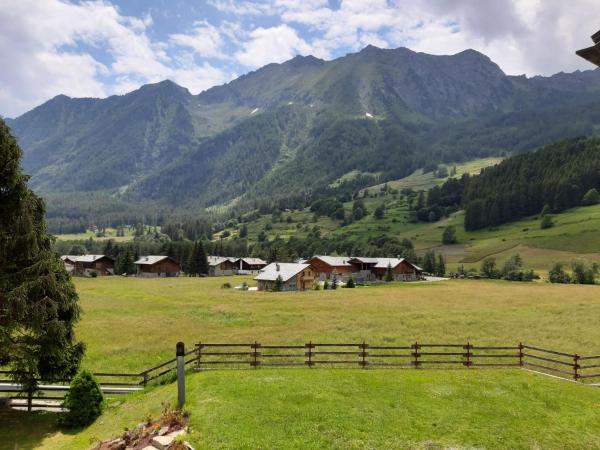 Il Pettirosso - Appartamento Panoramico Con 3 Camere In Villetta - Saint-Vincent