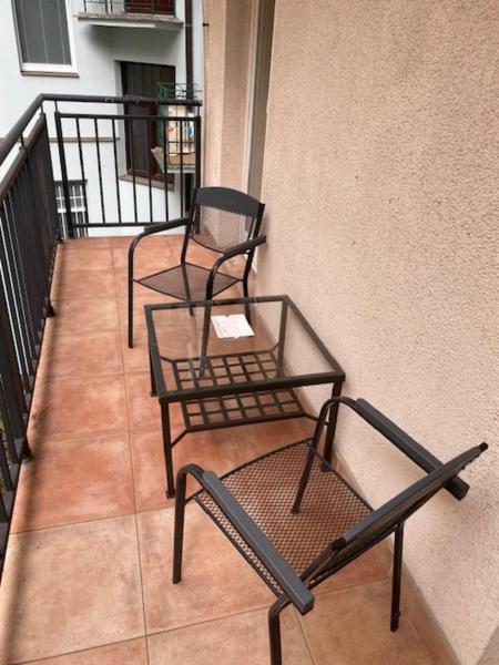 Large 3 Bedroom Family Apartment Close To The River - Praga