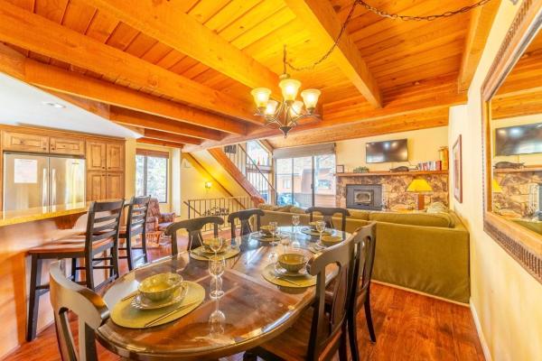 #380 - Mountain Townhome With Jacuzzi, Pool, Tennis Courts - Mammoth Lakes, CA