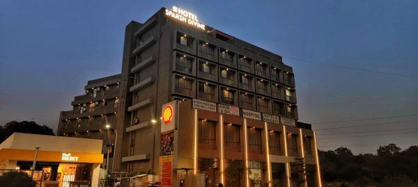 Hotel Sparsh Divine - Ahmedabad