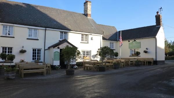 Half Moon Inn - Devon