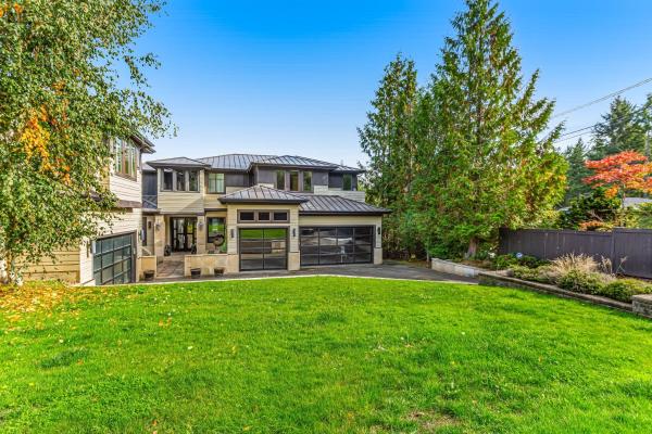 Driftwood Villa - Ruston, WA