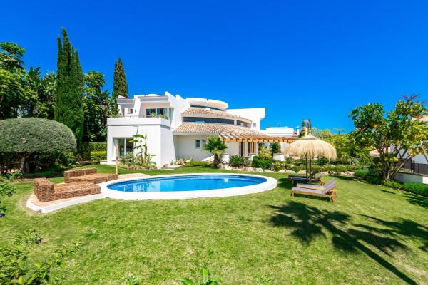 All About La Redonda Villa - Benahavís