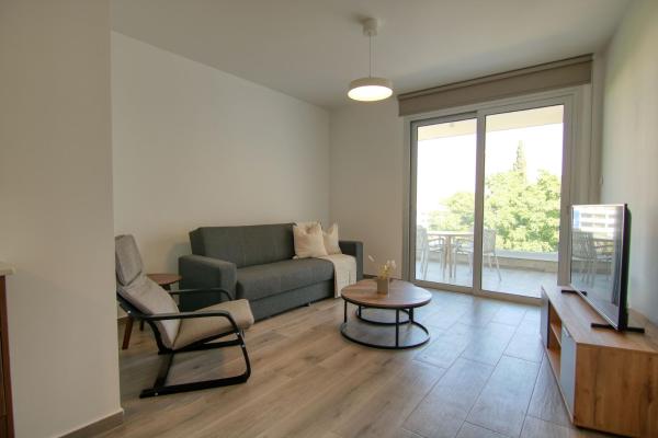Phaedrus Living Coral Suites Seabreeze - Larnaca