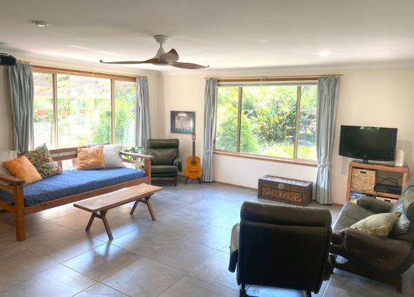 Family Home, Close To Beach And Town - Broulee
