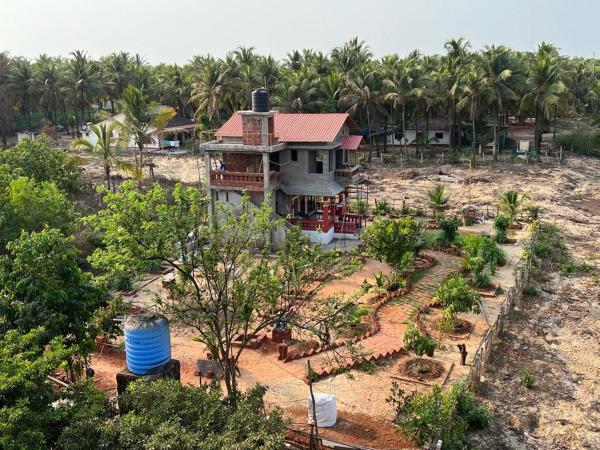 Classic Anand Bungalow-deluxe Suite At Tarkarli Beach, - Malvan
