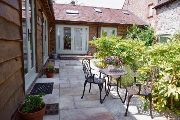 Nest Holiday Hideaway Dove Cottage-beautiful Location In The Long Mynd Area Of Outstanding Natural Beauty-whirlpool Jacuzzi Baths!! - Church Stretton