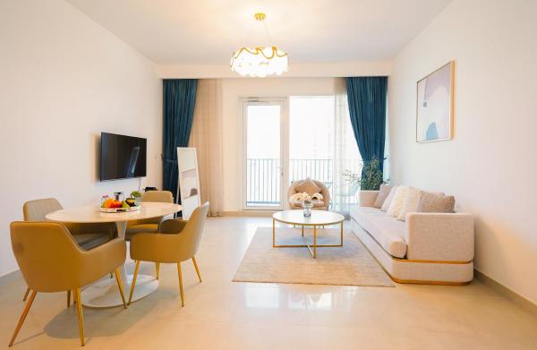 Citihome-1br Large Living Room Ideal For Small Families - Dubái