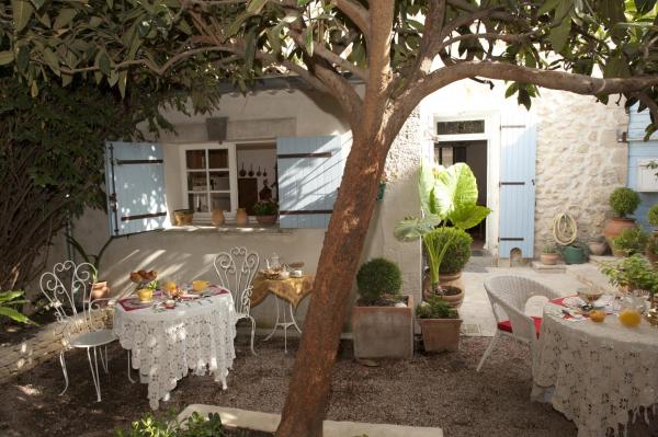 La Maison Du Peintre En Provence - Lambesc