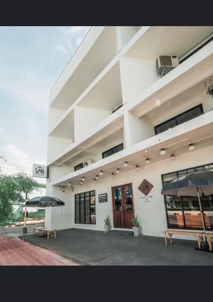 Labkoff Cafe And Hostel - Kanchanaburi