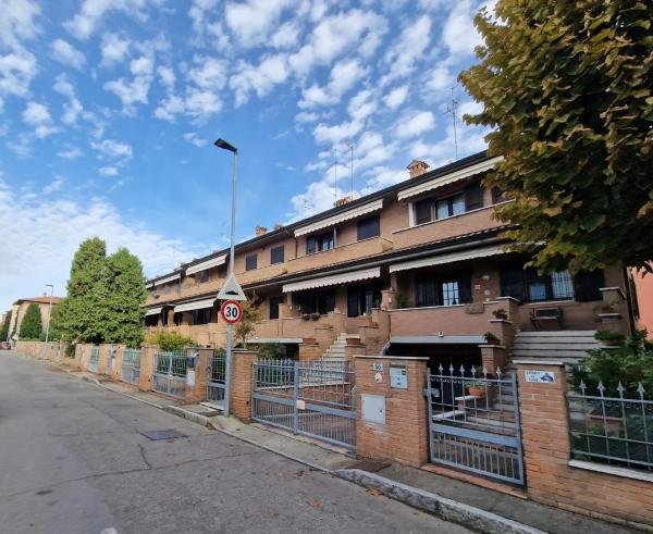 Dam Home - Modena
