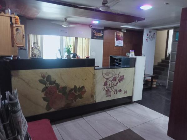 Hotel Global Inn - Ahmedabad