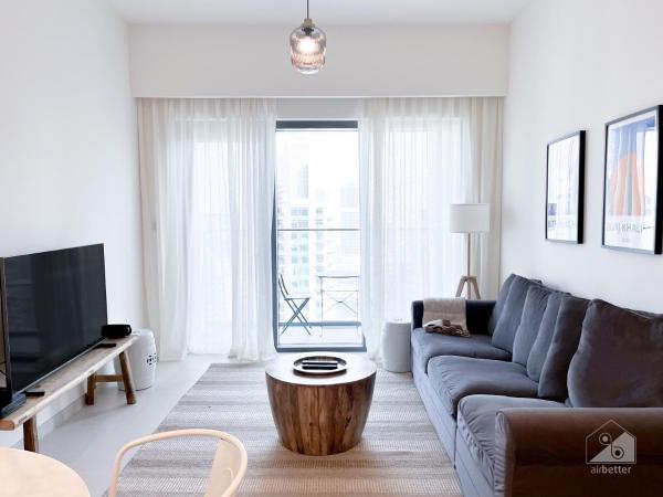 Luxury Burj Royale Modern Apt City View Balcony - Dubai