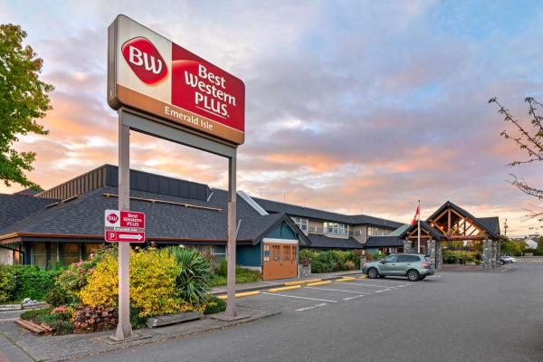 Best Western Plus Emerald Isle Hotel - North Saanich