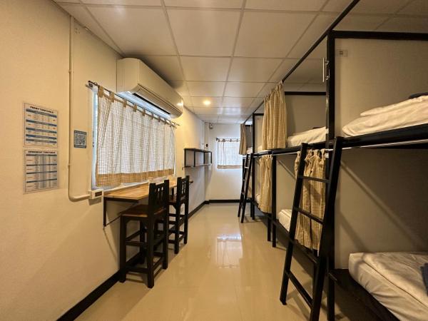 Blue Flow Hostel - Ko Phi Phi Don