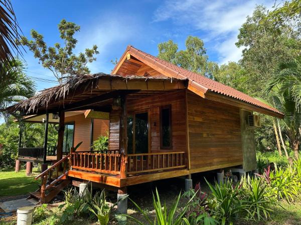 Koh Jum Bungalow & Hostel - Krabi