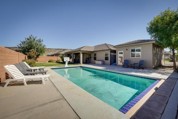 Hurricane Getaway With Private Pool, Mtn Views! - Hurricane, UT