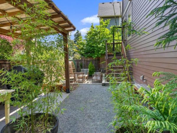 Urban Ne Pdx 3bd Home Plus Bonus Room, Fenced Yard And Garage - Portland, OR