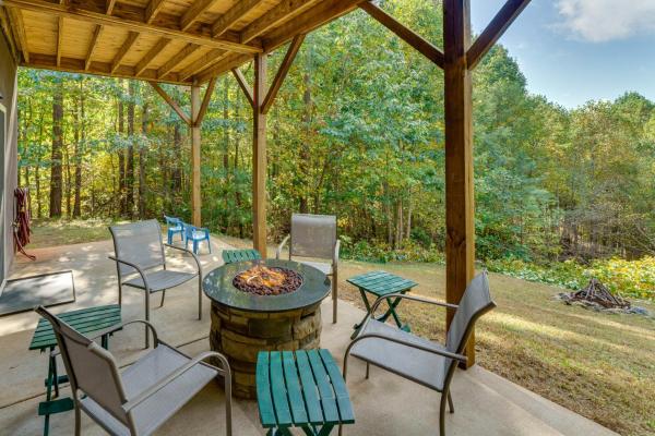 Deck, Grill And Fire Pit Blue Ridge Mountain Cabin! - États-Unis