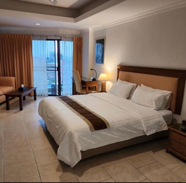Jomtien View Talay Studio Apartments - Pattaya