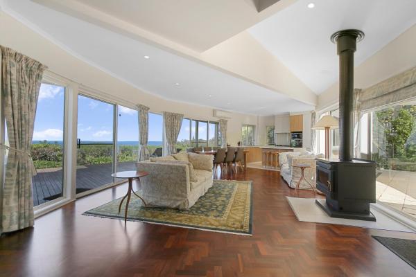 Aegina - Paynesville