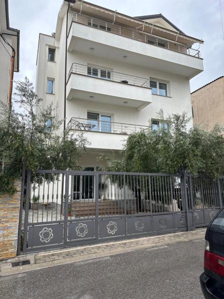 Brilant Apartament - Tirane