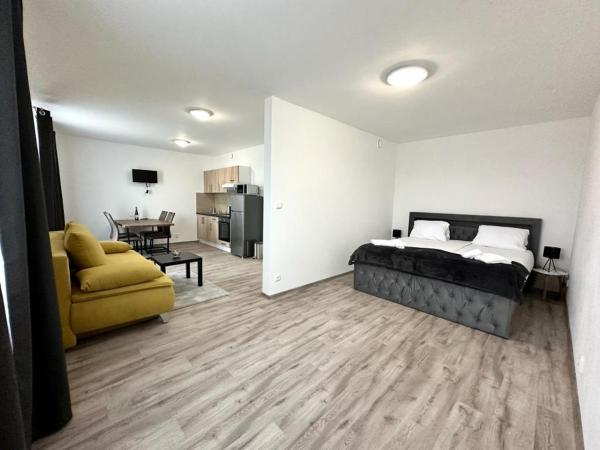 Sky Apartments 508 - Pilsen
