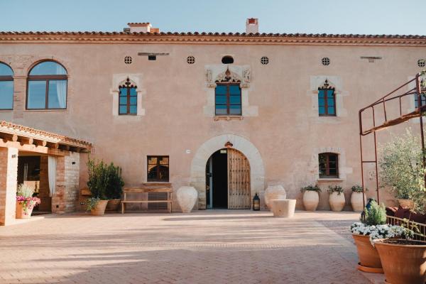 Hotel-masia Can Farrés - Piera