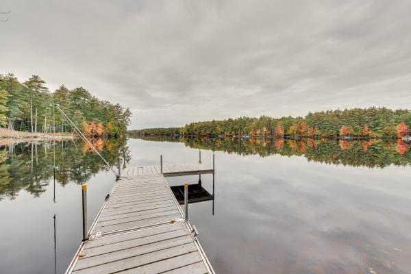 Waterfront Lake Arrowhead Cabin With Dock And Fire Pit - Limerick, ME