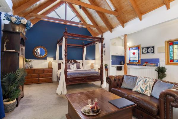 Bluebell Cottage Gembrook - Heated Spa & Wood Fireplace - Melbourne