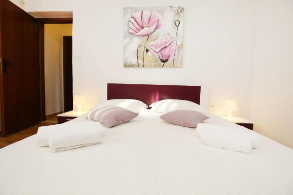 Apartments Bella Evita - 札達爾