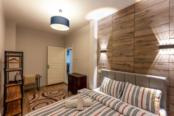 In The Center Of Taksim And Galataport 2 Bedrooms And 1 Living Room In Apartment - Cihangir