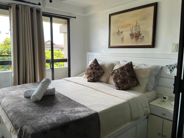 Joling's Crib Wid Netflix And Strong Wifi And With A Small Veranda And Facing Amenities - Davao City