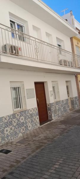 Casa De Tio, 3 Bedroom 2 Bath Townhouse, Casa Centro De Torre Del Mar - Torre del Mar