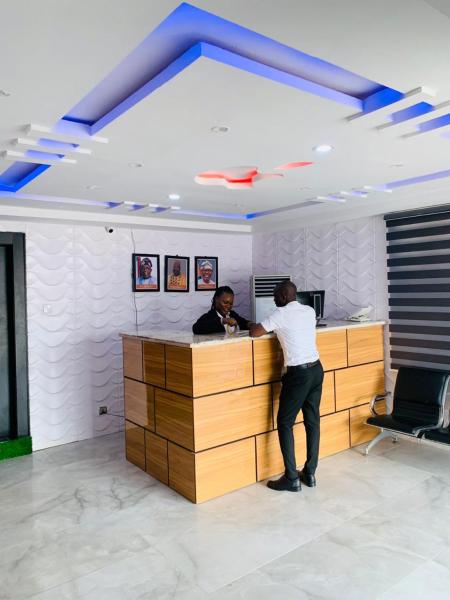 Owee Hotel Apartment And Suites - Nigeria
