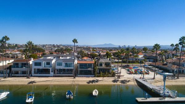 367 Via Lido Soud Home - Newport